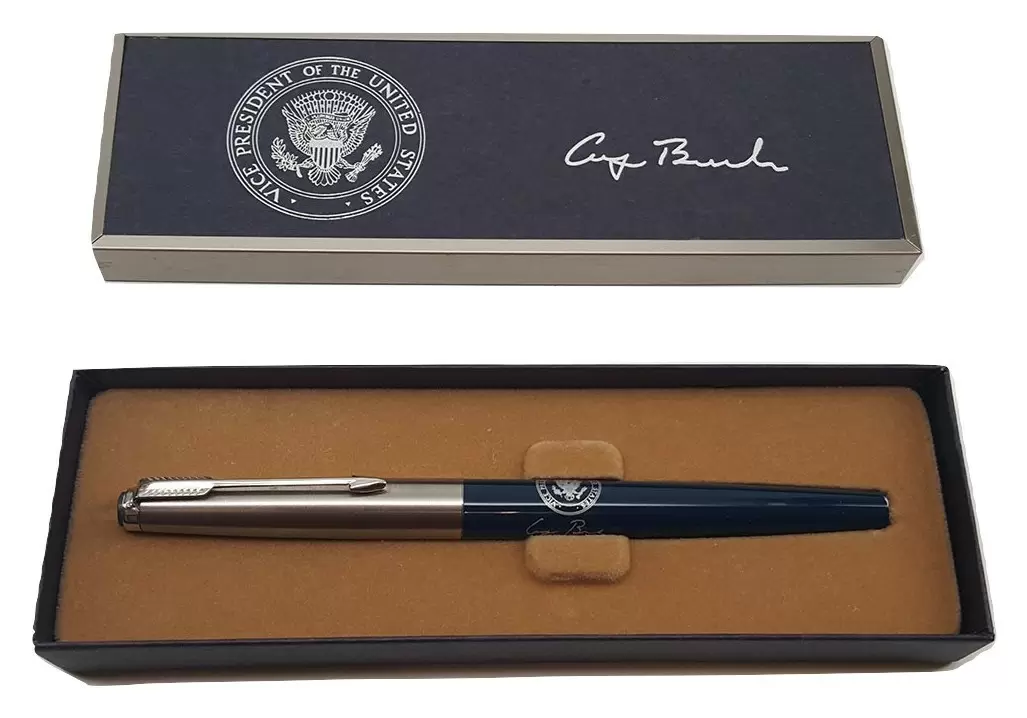 President George Bush Parker Pen Set