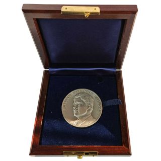 Presidential Memorabilia & Collectibles